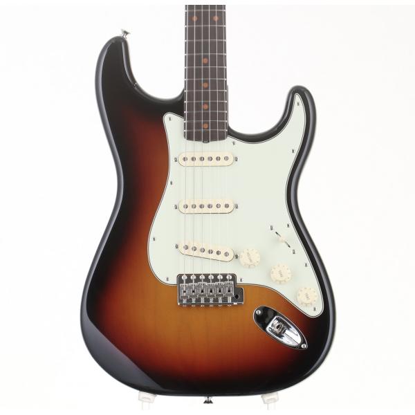 FENDER USA / AM VIN II 61 STRATOCASTER 3 Color Sunburstが中古で入荷。フレットのすり合わせ調整を行っておりますのでプレイコンディションは問題無く十分お使い頂ける状態です。ボディ全体的に擦...