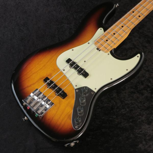 日本にて製作されていた時代のSadowsky、RB4が入荷いたしました！いわゆる「Sadowsky Tokyo」時代に製作されていたRBシリーズ。日本製、TYOと言えば2003年より製造されていたMetrolineシリーズを思い浮かべる方も...