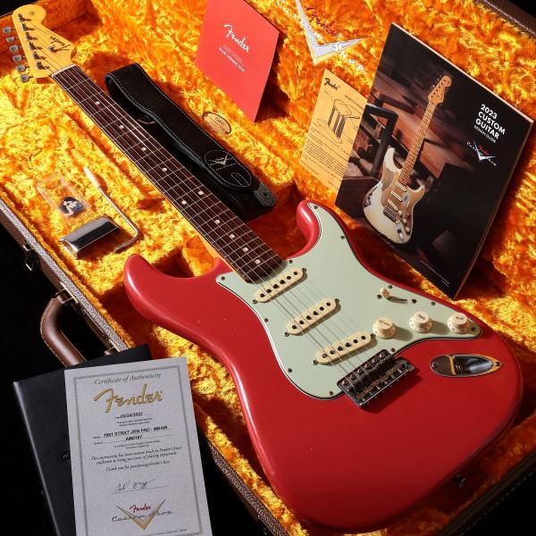 2023年製Fender Custom Shop Master Built 1961 Stratocaster Journeyman Relic Fiesta Red by Austin MacNuttが中古で入荷致しました！状態に関しまし...