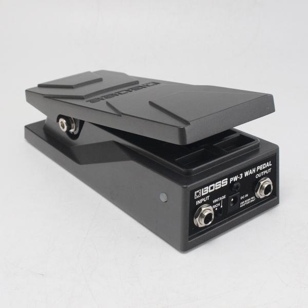 磨き上げられたワウ・サウンドをコンパクトなサイズで低域の太さが特徴的な新しいワウ・サウンドとクラシックなワウ・サウンド。高い演奏性を保ちながら、省スペースに凝縮したこだわりのアナログ・ワウ。■商品ランク:B+：多少傷はあるが通常使用する用途...