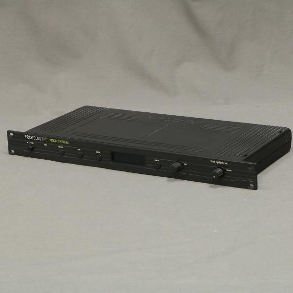 ※こちらの商品は現物1点限りでございます。※店頭及び、複数のモールに掲載されているため、販売状況・在庫状況にはタイムラグがあり、リアルタイムではございません。その為、ご注文時に既に売却済となっている可能性がございます。誠に申し訳ございません...