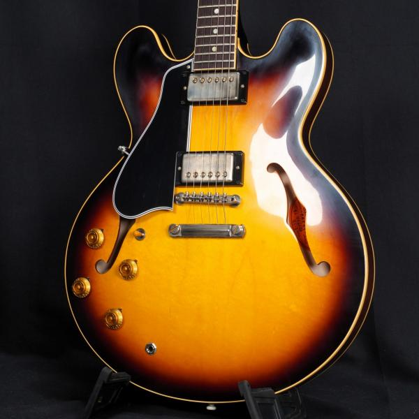 Gibson Custom Shop Historic Collection 1959 ES-335 Reissue VOS Vintage Burst Left-Handed 歴史的復刻モデルES-335が、オリジナルモデルの調査・スキャ...