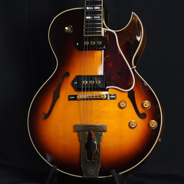 Gibson Custom Shop / L-4CES Alnico V Vintage Sunburstが入荷致しました。入荷した個体は、カスタム・クリムゾン設立前の2003年にカスタムショップにて製作されたモデルとなります。サイド＆バッ...