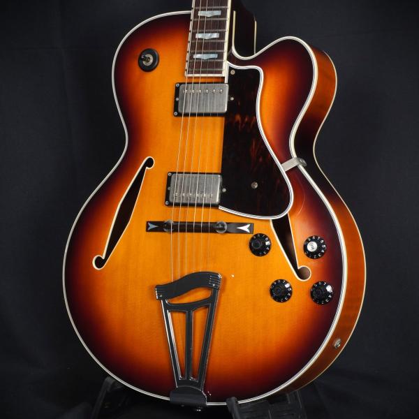 Fujigen Masterfield MFA-HH JB Sunburstが中古にて入荷MasterfieldシリーズMasterfield MFAは、1996年にF&amp;Cというオリジナルブランドを立ち上げた時から存在する歴史あるモ...