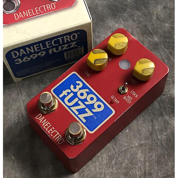 3699 fUZZは現ダンエレクトロのオーナー、Steve Ridinger氏が1970年代に開発したFOXX Tone Machineリイシューモデルです。このFUZZは当時Steve が設計した回路を踏襲した事により本物のFUZZペダル...