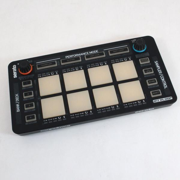 RELOOP / NEONがused入荷です。NEONはSerato DJ ProのExpansion Pack（拡張キット）を最大限に活かすコントローラー。より直感的なライブパフォーマンスを可能にします。マルチカラーLEDをパフォーマンス...
