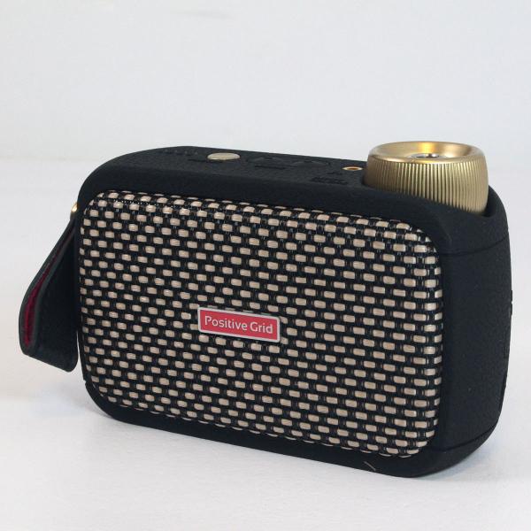 POSITIVE GRID / Spark Goがused入荷です。Spark GOはウルトラポータブルな、どこにでも持ち運べるギターアンプです。アンプ、ペダル、オートコード、スマートジャム、クラウド上の50,000音色 など、さまざまな機...