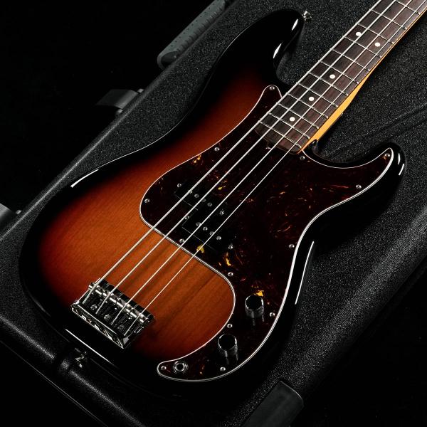 Fender USA アメプロシリーズのプレベが入荷しました!現行のFender USAを代表するアメリカンプロフェッショナルシリーズ。基本的には60sのプレベと近い仕様ですが、V-Mod II split-coil ピックアップやHiMa...