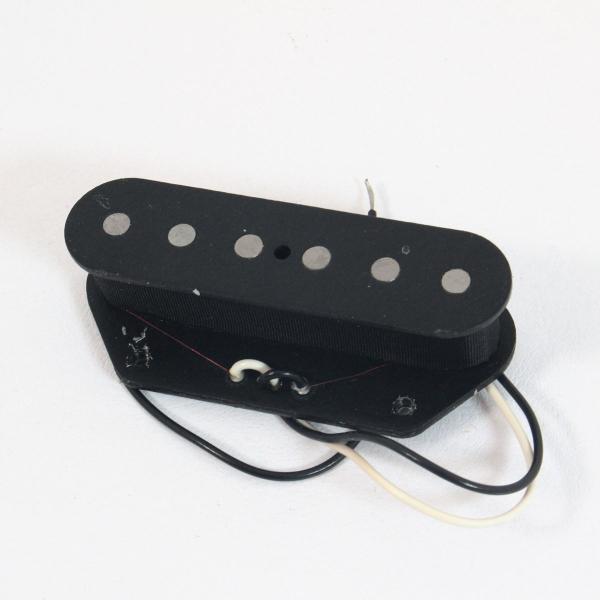 Seymour Duncan / STL-2 Hot Teleがused入荷です。フラットにセットされた特別な長さのアルニコ5マグネットに高出力コイルを組み合わせたSTL-2は、STL-1に比べ2倍もの出力を誇り、スティール・ボトムプレート...