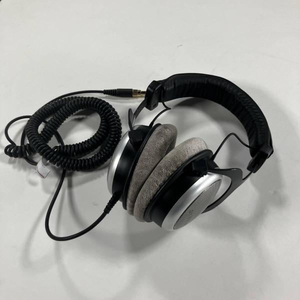 BEYERDYNAMIC / DT880 PROがused入荷です。広いステレオイメージ、ニュートラルなサウンド、極めて高い解像度を誇るDT 880 PROは、スタジオユースのベンチマークとなる信頼性の高い製品です。開放型の音抜けの良さ、密...
