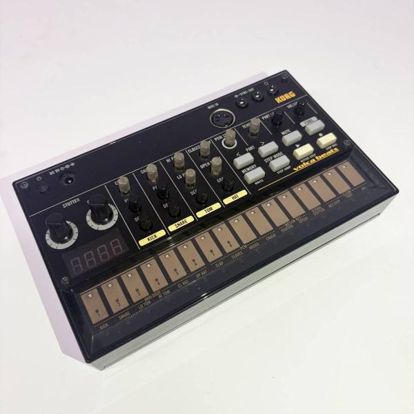 KORG / Volca Beatsがused入荷です。アナログ・シンセ全盛期から30年以上経った現在でも決して手放せないアナログ・リズムマシンのサウンド。その密度のあるサウンドは、ギターやアコースティック・ドラムに負けることのない力強さを...