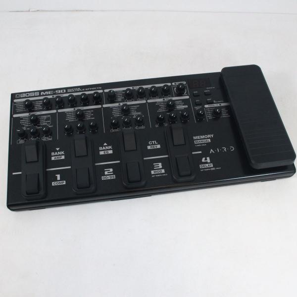 BOSS / ME-90がused入荷です。BOSSのMEシリーズは、軽量かつ堅牢な筐体に充実したパラメーター・ノブとフットスイッチを装備したマルチ・エフェクターです。コンパクト・エフェクターの様なノブ操作による直感的な音作りと、プレイヤー...