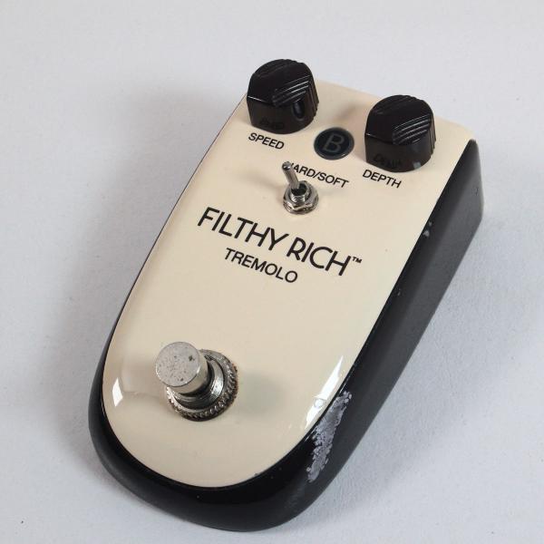 DANELECTRO / FILTHY RICHがused入荷です。DANELECTRO / FILTHY RICHは往年のクラシックカーをモチーフにしたレトロな外観が特徴のBillionaireシリーズのトレモロペダル。中央のHARD/S...