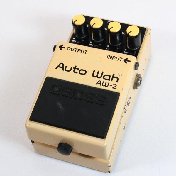 BOSS / AW-2 Auto Wahがused入荷です。1991.11~1999.1まで製造されていたモデル。ピッキングの強弱に反応して音色を変化させるオートワウ効果に加え音揺れを周期的にかけることで発するモジュレーションワウ機能をミッ...