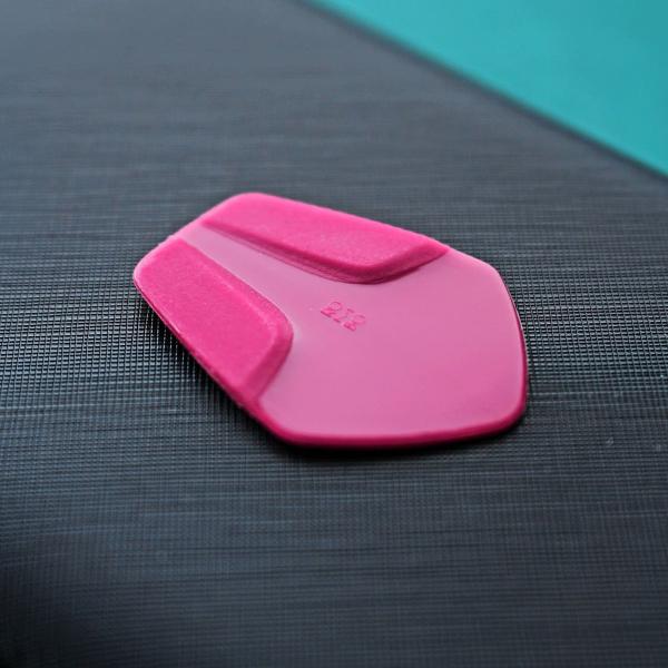 ## ピック 【SolidBond輸入代理製品】 ##1/100mmの精度を追求する 妥協を許さないジャーマンテクノロジーがギターピックを変えた！ギタープレイやサウンドにも革新をもたらす先進的ギターピックです。※こちらの商品は1色1枚の商品...