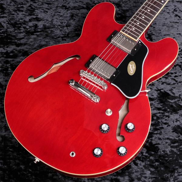 定番セミアコの335のエピフォンバージョン!1958年の誕生以来60年以上に渡って多くのギタリストを魅了し続けてきたセミアコの代名詞であるES335のエピフォンバージョン!メイプルボディ(合板)、ミディアムスケールのマホガニーNeck、Nu...
