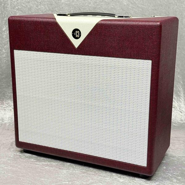 複数のモールに掲載されているため、売却に伴う商品情報の削除は迅速を心掛けておりますが必ずしもリアルタイムではございませんので、ご注文後に万一売り切れとなっておりました際は誠に申し訳ございませんがご容赦くださいませ。