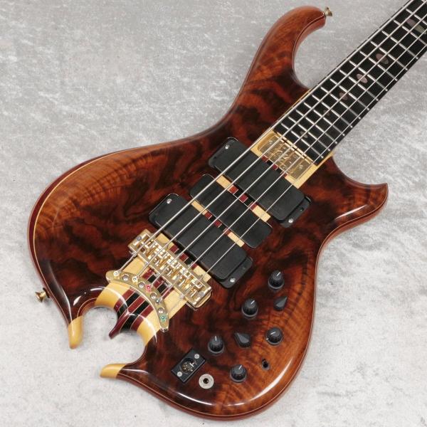 ALEMBIC / LSB Series II 5 Stringが入荷しました。2010年製、米国サンタローザ工場製造、シリーズII、5弦仕様。The Balance K Heart Ω Body、34インチ、クロッチウォルナットトップ&a...