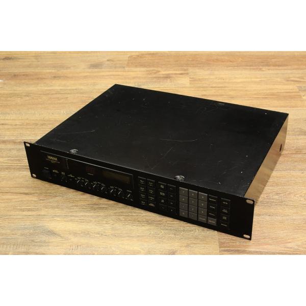 YAMAHA往年の名機、REV7が入荷いたしました。REV7デジタルリバーブレーター／1985年レコーディングスタジオの定番となったプロ用デジタルリバーブ。当時極めて高価だったデジタルリバーブの中で、比較的安価でありながら高品位なリバーブを...