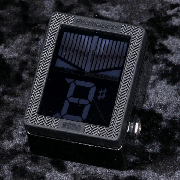 ディスプレイとフット・スイッチが合体したまったく新しいペダル・チューナー。トゥルー・バイパスと新開発のULTRA BUFFERを切り替え可能、ユニークなデザインでコンパクトながら大型表示を実現しています。液晶ひっかき傷あります。キズや汚れな...