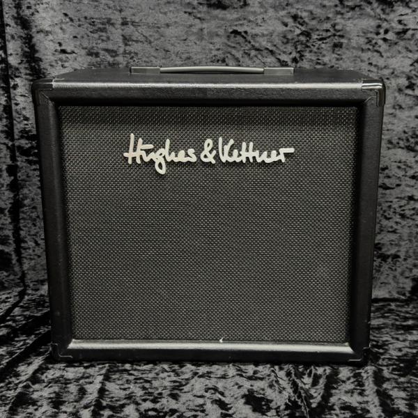 TubeMeisterシリーズ用に設計されたスモール・キャビネット。112Cabinetは全帯域でパランスの良いCelestion Vintage 30スピーカーユニットを採用。バスレフ型キャピネットに収められた12"スピーカーが、Hugh...