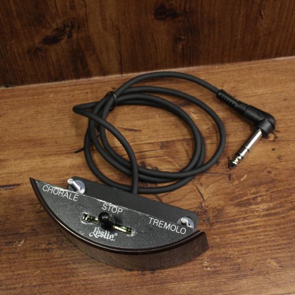 レスリースイッチ CU-1レスリーSLOW/FASTの切り替えが手元で可能に。