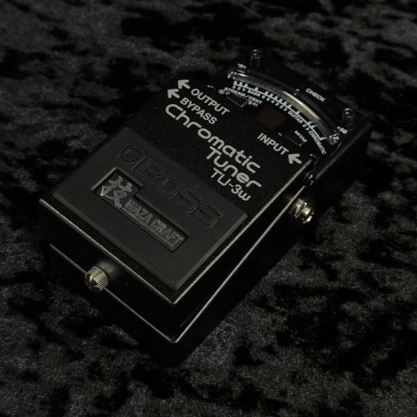 技WAZA CRAFT の息吹を吹き込んだ、ペダル・チューナーの決定版回路を一から見直すことで開発されたTU-3W は、業界標準であるTU-3の優れたチューニング機能はそのままに、バッファードとトゥルーバイパスの切り替え機能を搭載。極めてノ...