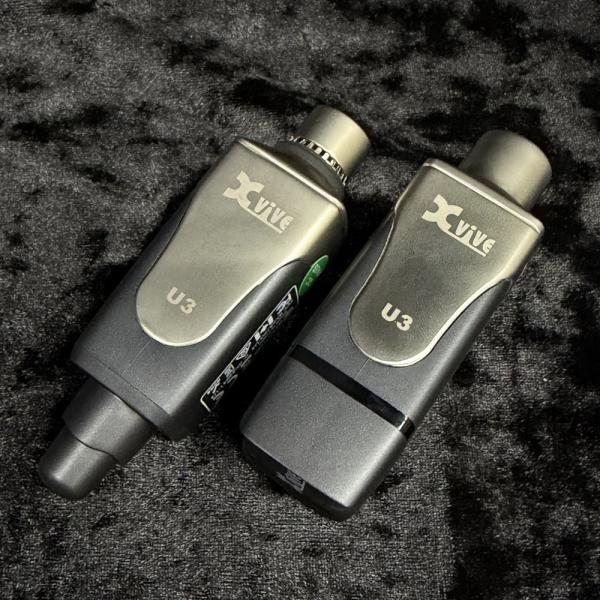 U3マイクロフォンデジタルワイヤレス・システムマイクとミキサーがあれば、U3でお手軽ワイヤレス。これまでの複雑なワイヤレスマイクロフォンシステムからユーザーを解放。お好みのマイクを手軽にワイヤレス化するオールインワンパッケージです。キズや汚...