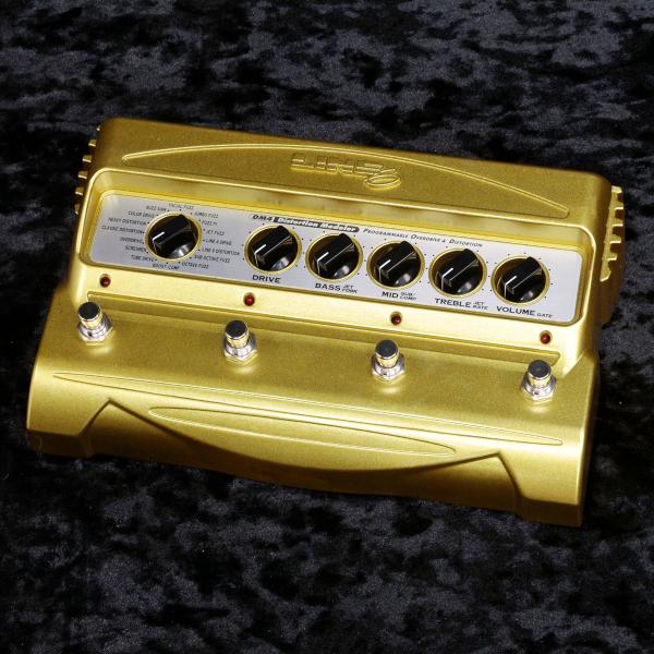 過去の名機とされるディストーション、オーバードライブ、ファズのクラシック・サウンドからLINE6オリジナル・サウンドまで内蔵したフル・プログラマブルでプロ・クオリティを備えたペダル・エフェクターです。チューブ特有の太く、甘く、抜けのよいサウ...