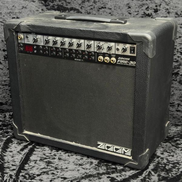 ギターの音作りに必要な全てを凝縮したオールインワンコンボ、FIRE-30が中古にて入荷。キズや汚れなどの使用感はございますが、現状動作上の問題はございません。この機会にぜひ!!※画像に映っている商品が付属品含め全てとなります。※生産完了品に...