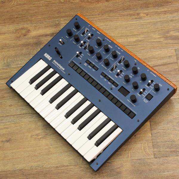 monologueは25 keyのフル・プログラマブル・モノフォニック・アナログ・シンセサイザーです。minilogueをベースにしながらも、サウンド面においては全く異なる部分をフィーチャーし、パワフルなモノフォニック・シンセとして再設計。...