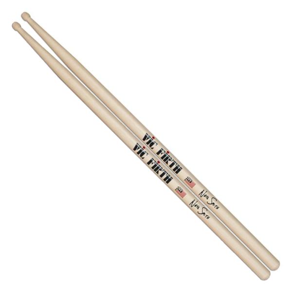 ■Signature Series ? Nate Smith○13.6mm x 406.4mm○Taper : Medium○Surface Coating : Natural○Tip Shape : Barrel ○Crafted fro...