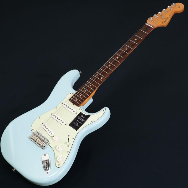 チョイキズ特価！Vintera II Road Worn ‘60s Stratocasterは、フェンダーだけが持つアイコニックなルックス、インスピレーションを与える弾き心地、比類なきトーンを備え、60年代のタイムレスなサウンドを蘇らせます...