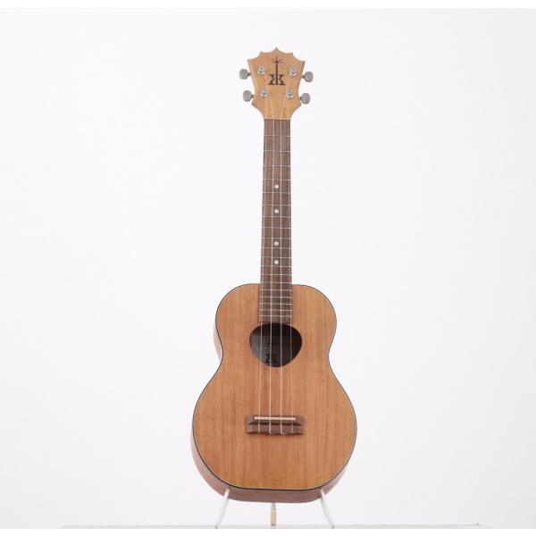 ハワイのブランドKoAloha(コアロハ)のサブブランド、KoAlana(コアラナ)のコンサートサイズ。マホガニー合板・トップ/サイド＆バック、インディアンローズ指板、ギアペグ仕様のConcertウクレレ。使用感（ボディトップ若干のたわみ沈...