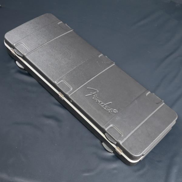 Deluxe Molded Case - Stratocaster/TelecasterDeluxe Molded CaseであなたのStratocasterやTelecasterを持ち出しましょう。頑丈な外装と運びやすいハンドルで、あなた...