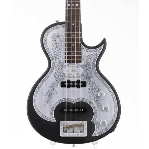 1955年から始まったZEMAITISのデザイン性を受け継いだメタル・フロントのベース、C22B MF。ゼマイティスのカシミア・シリーズ・メタルフロントモデルベース・C22B MFです。美しい彫金加工が施されたアルミ・プレートをトップに用い...