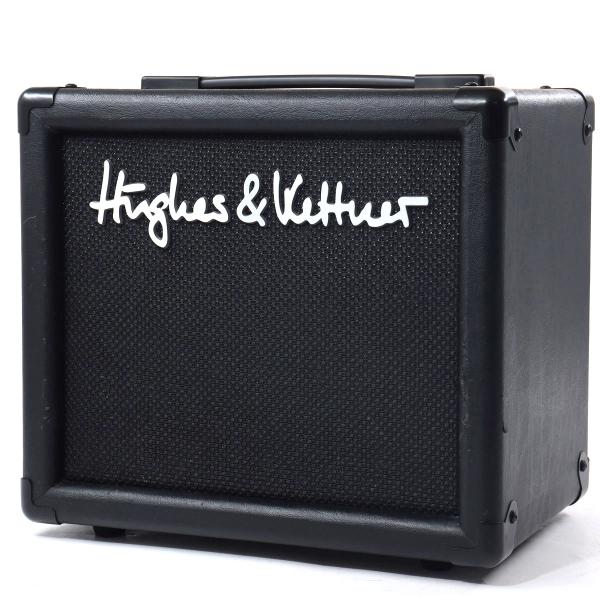 コンパクトサイズのシンプルなスペックながらクリーンはもちろんクリーミーなリードサウンド、DRIVEスイッチによるハイゲイン・サウンドまで、12BH7真空管を採用した図太いパワー感を実現。パワーアンプ出力を変換するPOWER SOAKを使えば...