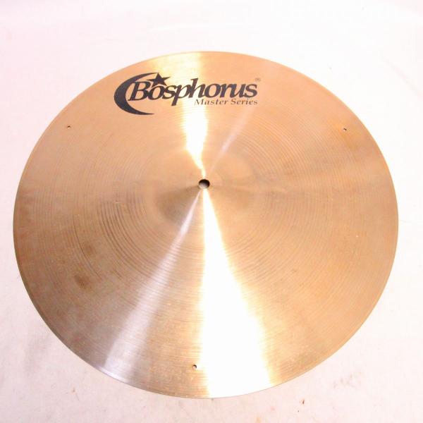 ボスフォラスのシリーズで最も代表的なマスターシリーズ。独自配合による合金が使用されており、ボスフォラスならではのしなやかさの中にウォーム&amp;ブライト、かつふくよかな中低域も併せ持ったサウンドが特徴。18インチながらも薄めなウェイトで、...