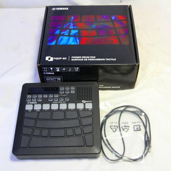 指を使ったドラム演奏”フィンガードラム”のためのオールインワンタイプの楽器。フィンガードラム演奏に最適なエルゴノミックレイアウトに高感度パッド、音源、スピーカー、充電式バッテリーを内蔵した上位モデルです。・人間工学に基づき配置された高感度パ...
