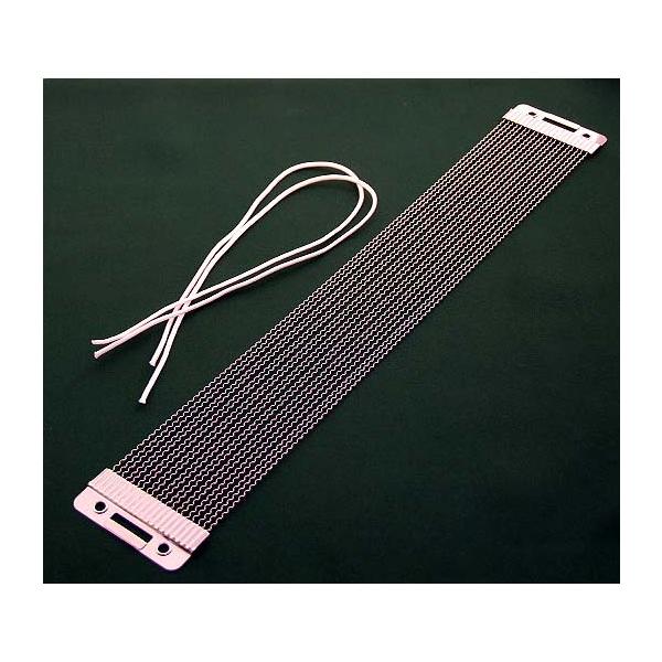 カノウプス・ビンテージスネアワイヤーは、ビンテージ・スリンガーランドのスネアワイヤーを正確に成分分析し、同一素材を採用。量産が非常に難しい線径0.5mm、線外径1.35mm、ピッチ3.4mmのオリジナル形状を忠実に再現しました。また、成分分...