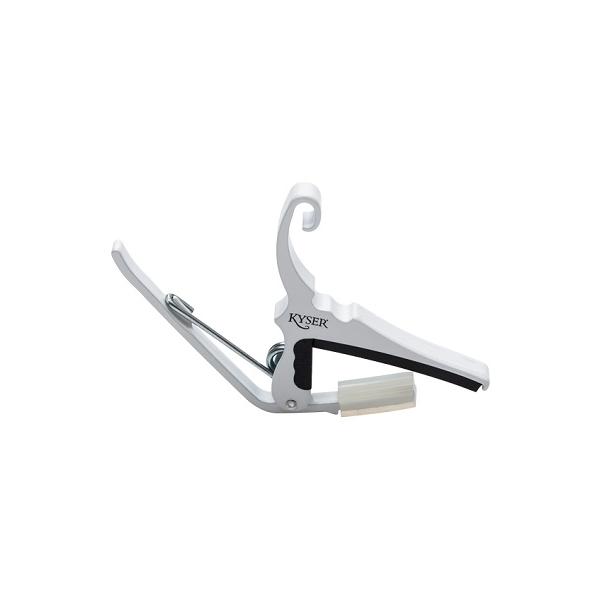 カイザークイックチェンジカポは、精巧にデザインされた高耐久性のカポタストです。チューニングやコードフォームを変えずにギターのピッチを上げて異なるキーで演奏するという、カポタスト本来の目的を確実に果たしてくれる製品です。丈夫で軽いアルミニウム...