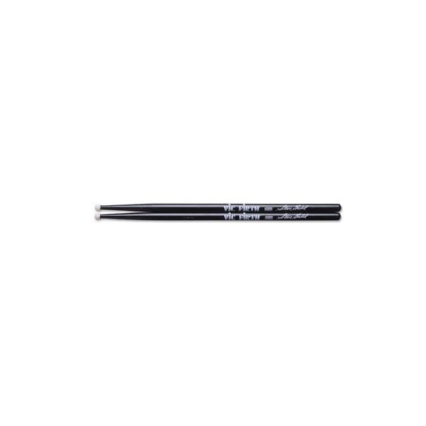 ビックファース ドラムスティック■素材：ヒッコリー■チップ：ナイロンチップ■サイズ：14.0×400mm■備考：Steve Gadd モデル■ペア※画像はサンプルです。複数のモールに掲載されているため、売却に伴う商品情報の削除は迅速を心掛け...