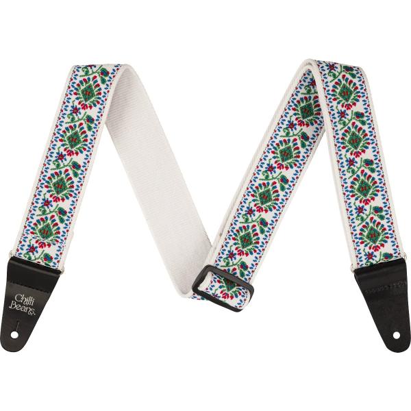 等身大で自由に表現される楽曲やライブパフォーマンスで人気を集める2019年に結成の3ピースバンド、Chilli Beans. のシグネイチャーギター発売を記念して、カプセルコレクションのひとつとしてストラップを同時発売します。3種類のヴィン...