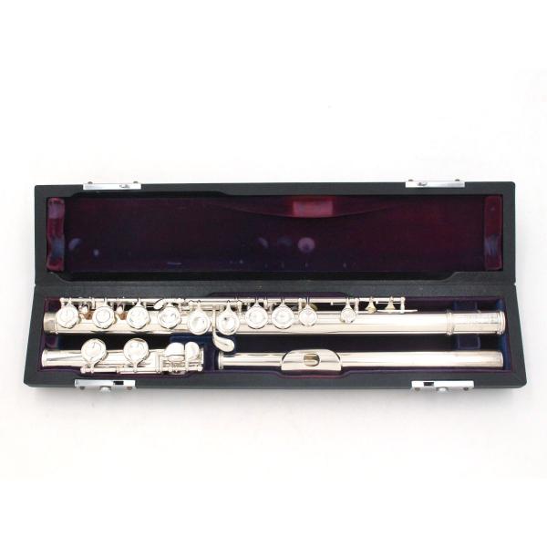 サンキョウ フルート ETUDEシリアル番号47277 管体重量394グラム（頭部管82グラム）頭部管銀製、その他洋白、洋銀製、銀メッキ仕上げ、Eメカなしのモデル。全体的に通常使用に伴う傷や擦れ、くすみ等変色が見られますが、全てのタンポを新...