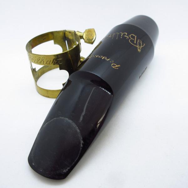 ブリルハート テナーサックス用マウスピース パーソナリン 9S中低音域の響きが気持ちよく、高音域は吹きこなすのにやや慣れが必要な印象です。全体に細かな傷が見られる他、ティースガードが交換されています。また、バッフル付近がリフェイスされている...