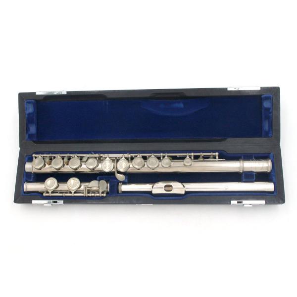 ムラマツ フルート M-120シリアル番号Z3764 管体重量370グラム（頭部管82グラム）頭部管銀製、その他洋白・洋銀製、磨き仕上げの1980年〜1995年頃まで製造されていたモデル。現行のEXシリーズに当たるモデルで、吹きやすく透明感...