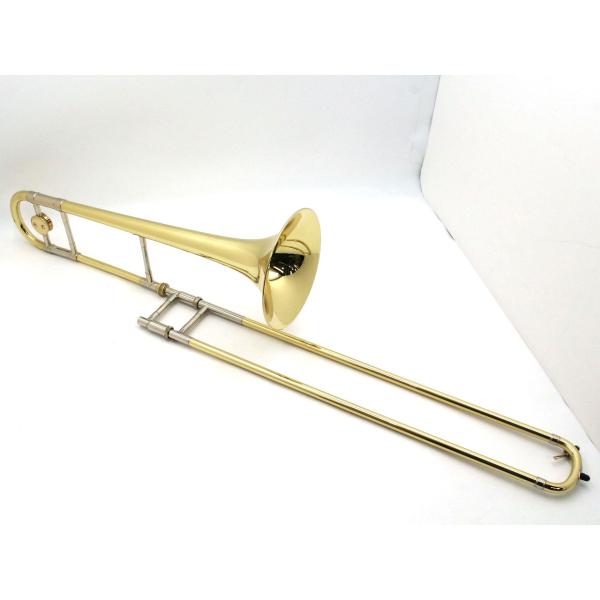 バック　テナートロンボーン　36GLシリアル番号219214　管体重量1448グラム（スライド565グラム）イエローブラスベル、ラッカー仕上げ、中細管のテナートロンボーン。ジャンル問わずオールラウンドに活躍できる、明るくクセのないサウンドで...