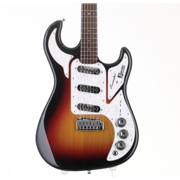 ハンク・マーヴィン氏シグネチャーギターの廉価版として開発されたモデル。ボディはおそらくアルダー、ネックはメイプル、指板はローズウッド。フレット擦り合わせを行っております。アームが欠品しております。ポット交換歴がございます。ボディに擦りキズが...