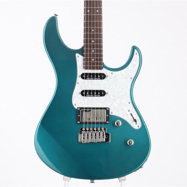 パシフィカ600シリーズモデル。ボディはアルダー、ネックはメイプル、指板はローズウッド、ピックアップはフロントにSeymour Duncan SSL-1、センターにはSeymour Duncan SSL-1 RwRp、リアはSeymour ...