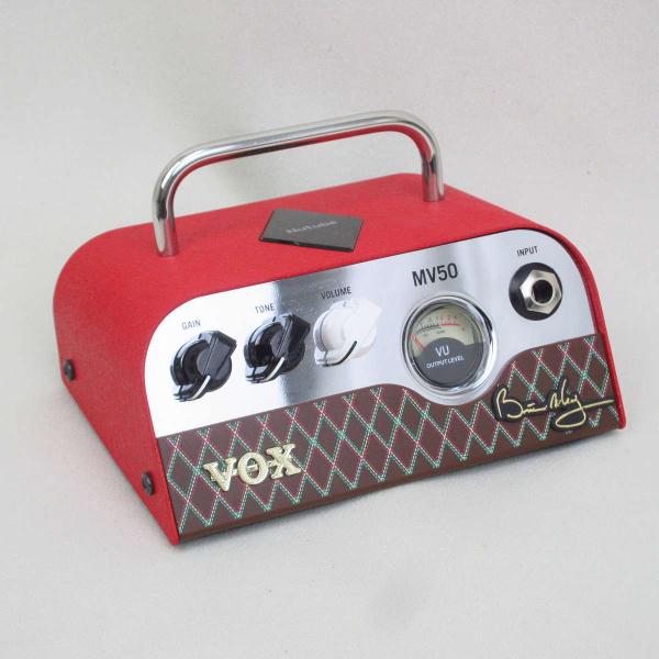 伝説的なQueenのSir Brian MayとVOXとのコラボレーションにより、彼の象徴的なトーンを人気のNutube搭載ギターアンプVOX MV50に封じ込めることに成功した、ユニークで刺激的なギターアンプです。伝説のギタリスト、ブライ...